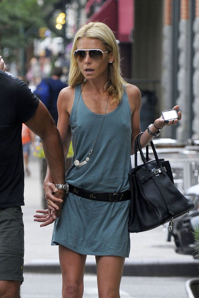 “From Bikini Body to Hospital Bed: Kelly Ripa’s Shocking Health ...